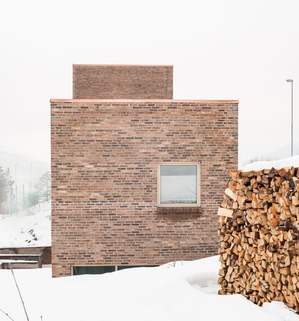 Sanden+Hodnekvam designs a Brick House with a Tower in Lillehammer ...