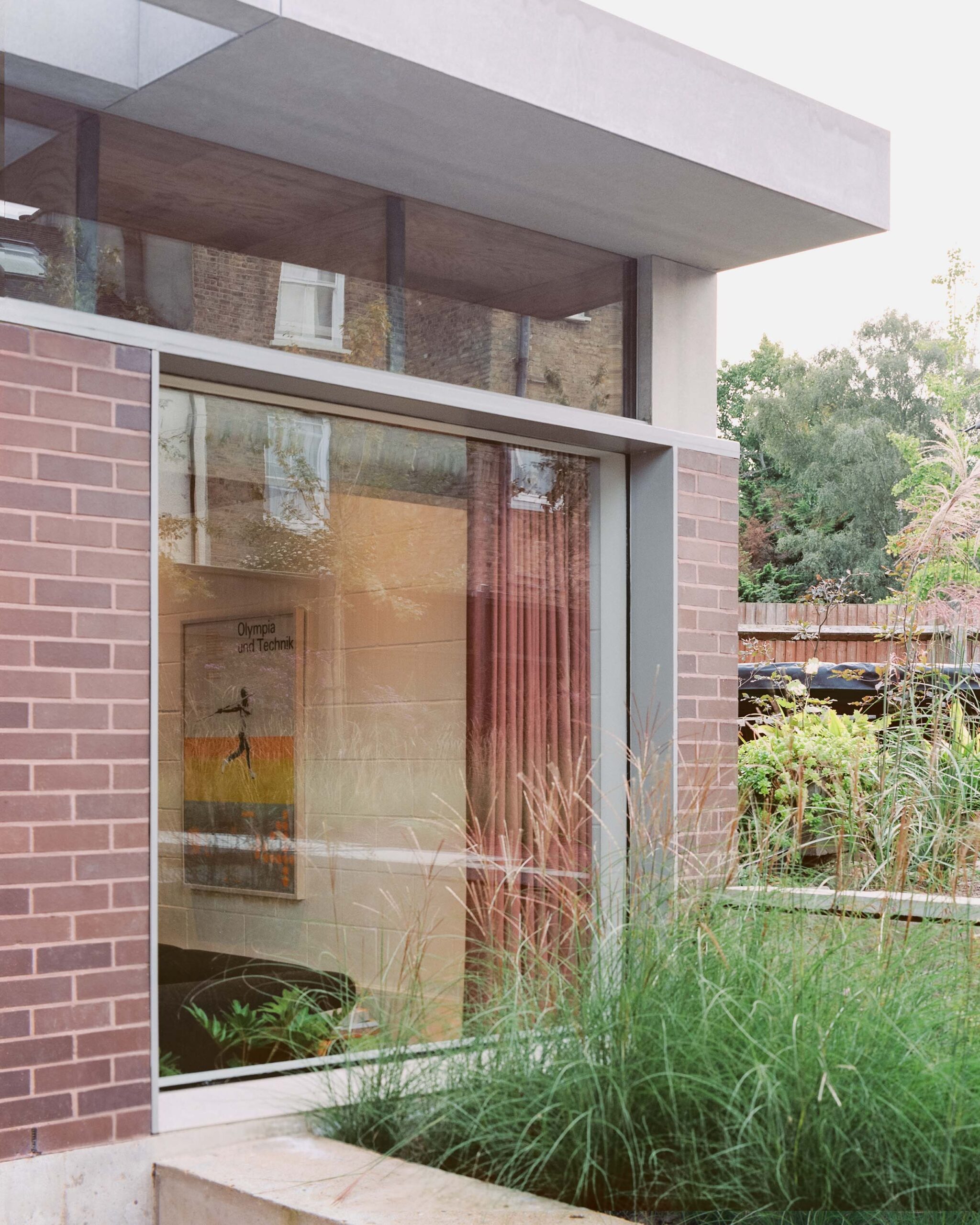 Six Columns house in Crystal Palace by 31/44 Architects | Contemporary ...
