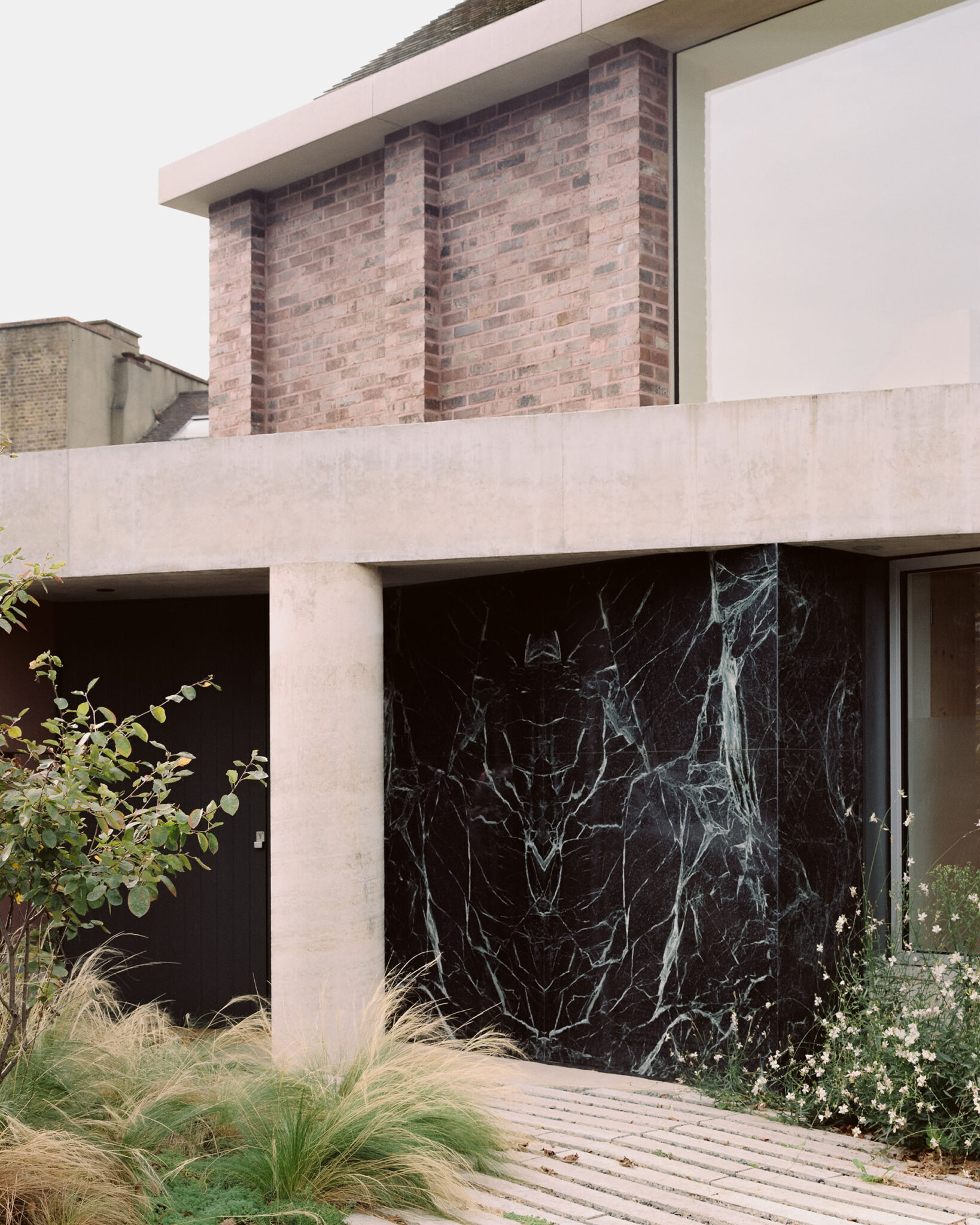 Six Columns house in Crystal Palace by 31/44 Architects | Contemporary ...